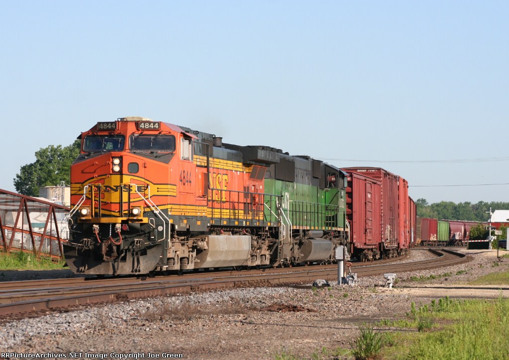 BNSF 4844